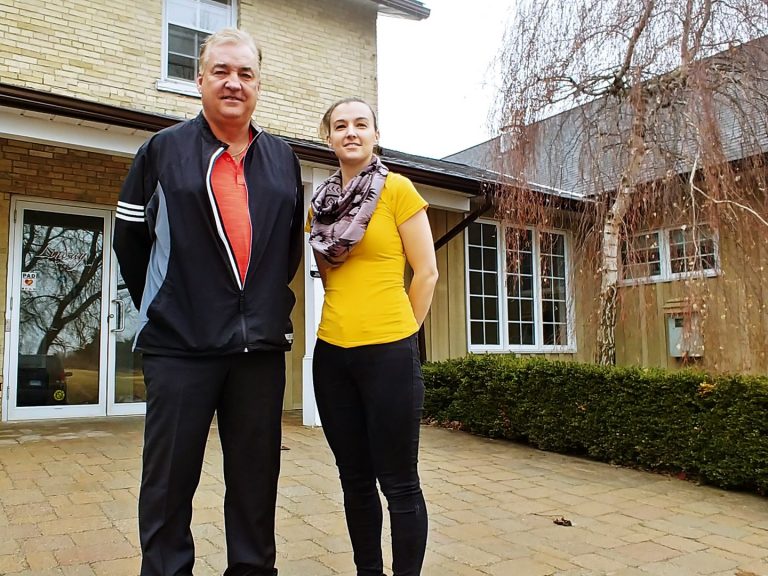 New directions, great traditions combine at Lindsay Golf and Country ...